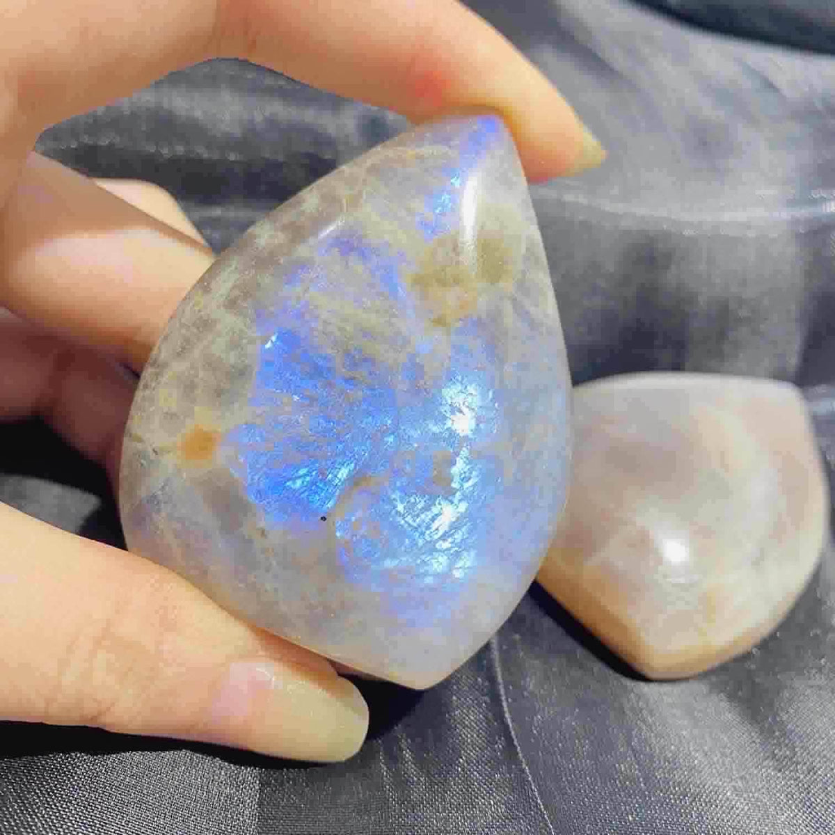 Moonstone Freeform – Kenna Crystal